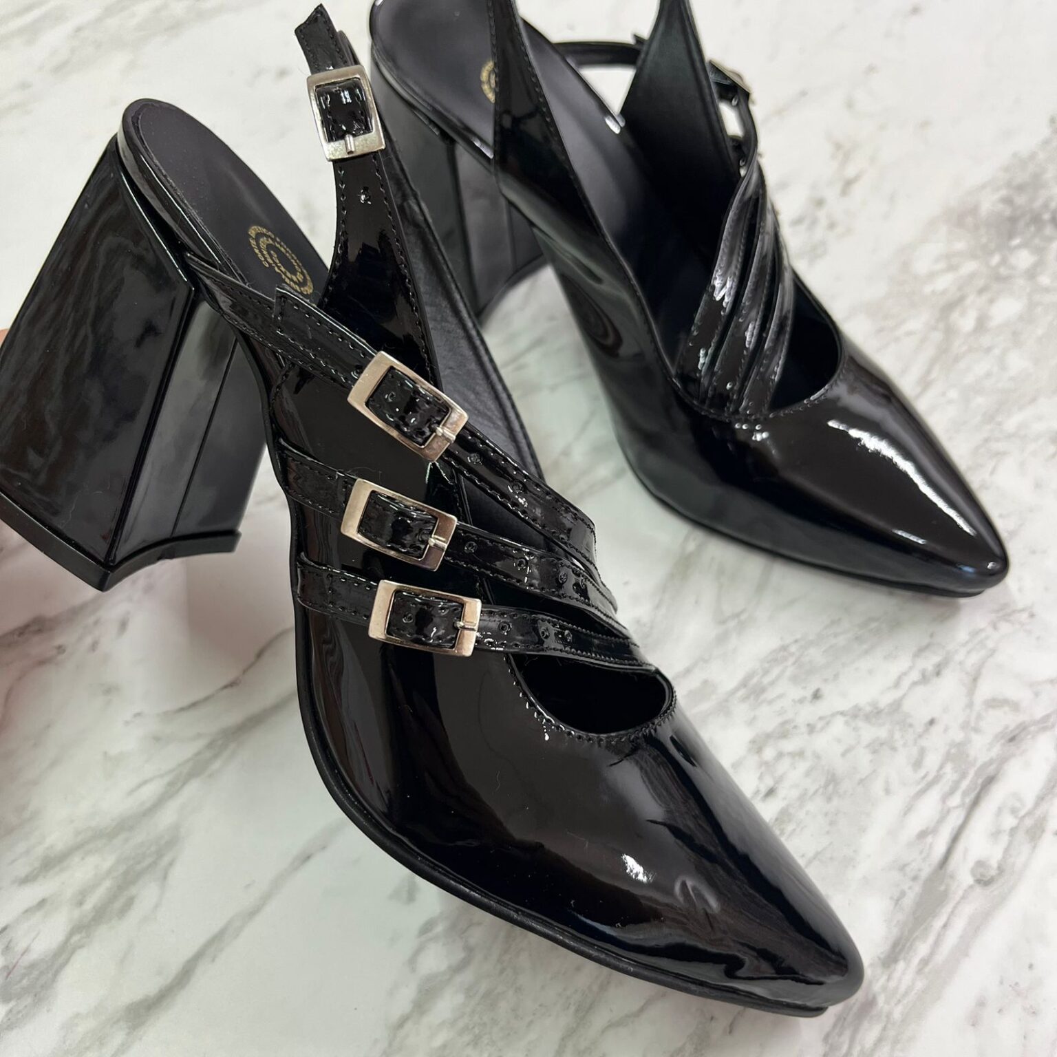 T119 TACON PICO CHAROL VINO – Zapatos Cocoa